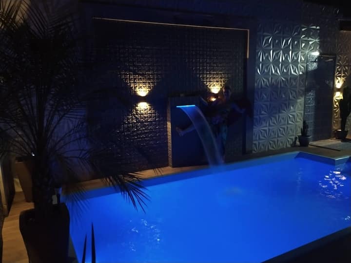 Casa Aconchegante Com Piscina - Criciúma