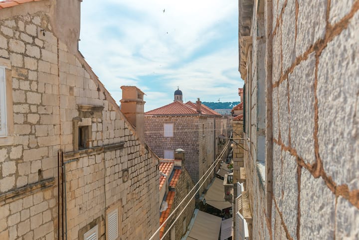 Soul Of The Old Town, Prijeko Street ! - Dubrovnik