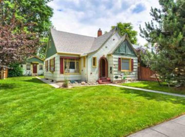 The Red Door Cottage - Boise