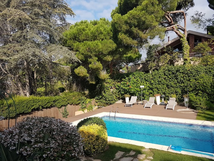Nuevo Super Loft De Lujo Con Piscina Increíble - Cabrils