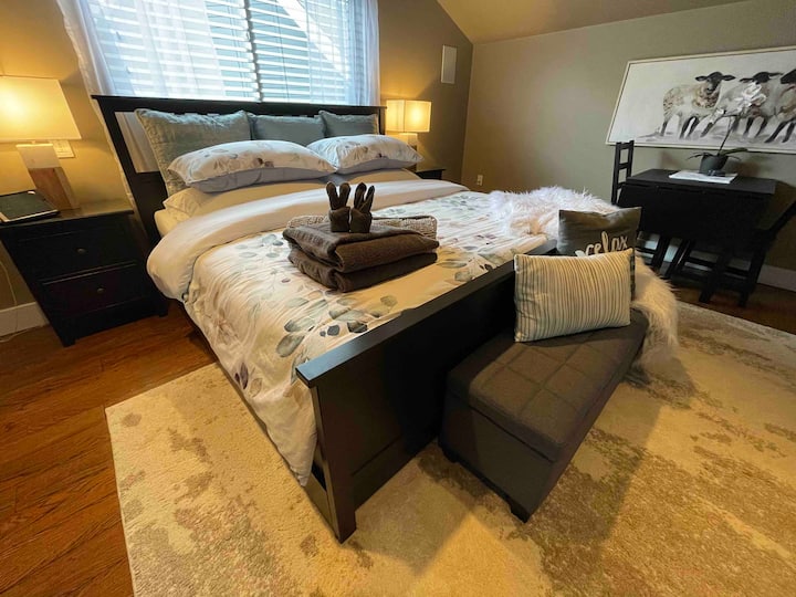 Cozy Loft In Upper Gibsons W/ Ac - 陽光海岸地區