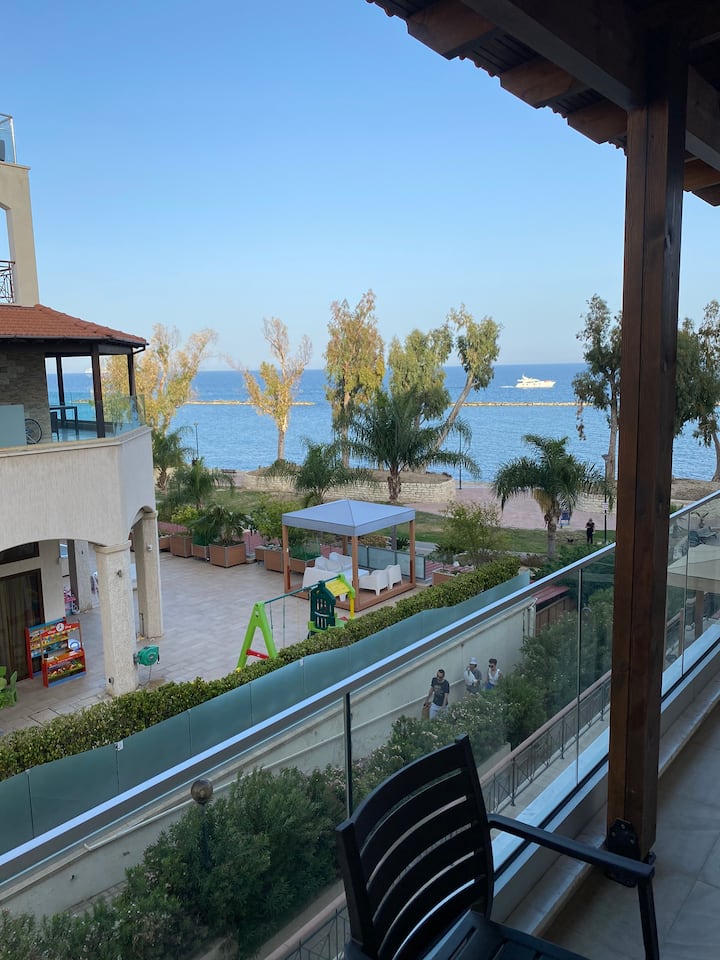 Side Sea-view, Modern Flat In The Tourist Area. - Limassol