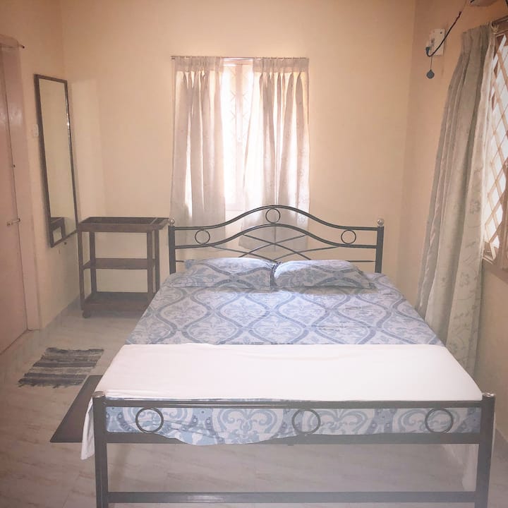 Room+kitchen Near Apollo & All Major Hospitals -