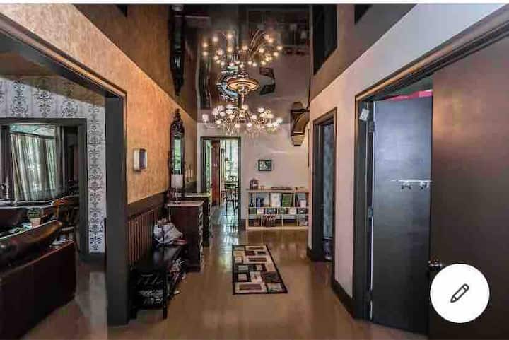 Grande Maison Chaleureuse - Québec City