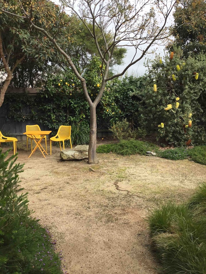 Apartment In A Garden Amongst The Gum Trees - Inverloch