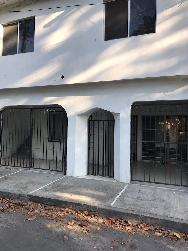 Depto. 141 B Para  3 Personas, Cerca De Fundidora. - Guadalupe, Mexico