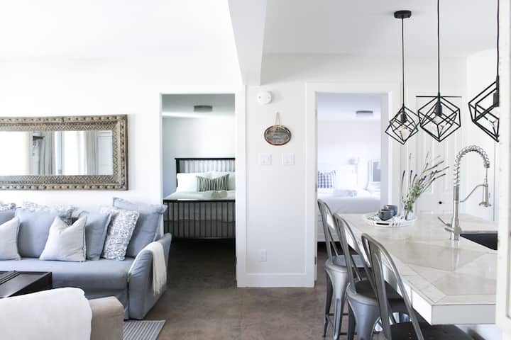 10 Wren Place, Rear Suite - Osoyoos