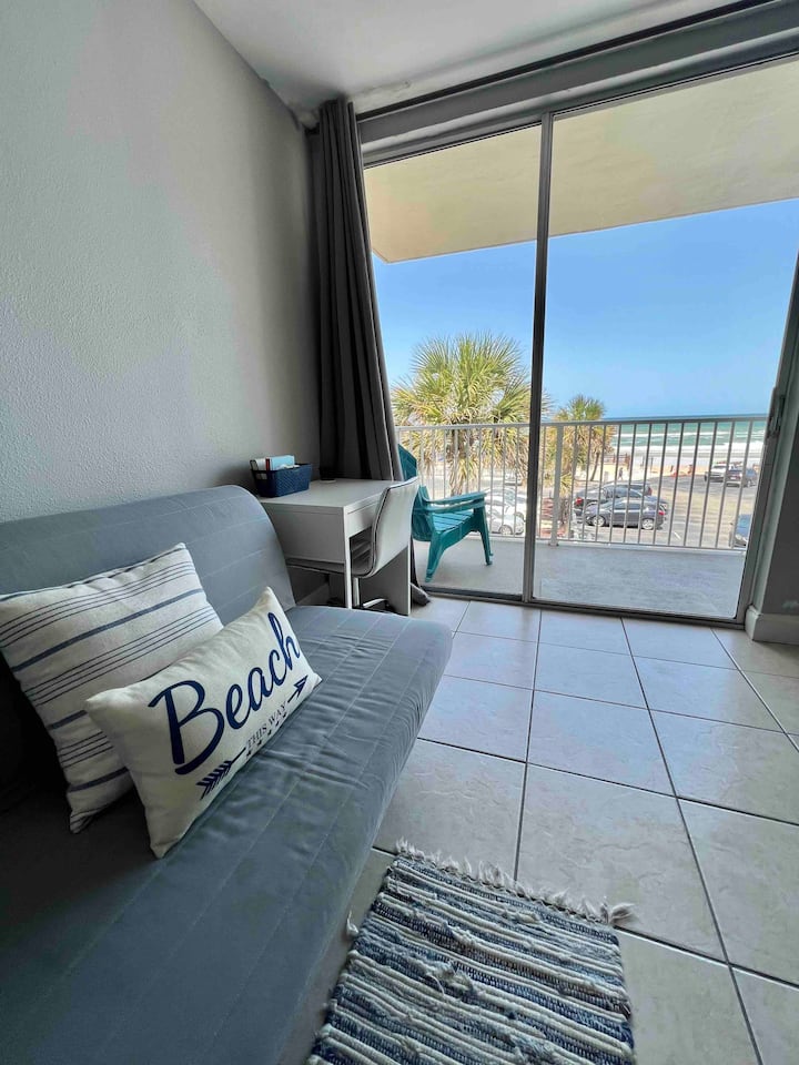 Perfect Ocean Front View In Daytona Beach - Daytona Beach