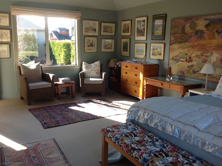 Classas Lakeside Air Bnb - 와나카