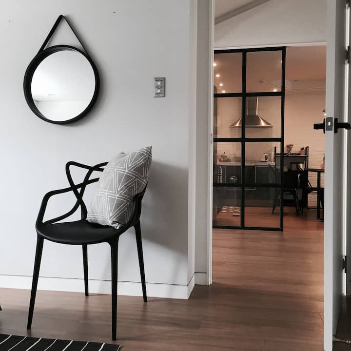 숲과 바다가 가까운 제주민박 무이비엔 :: 4인기준 '무이'동 - Jeju-si