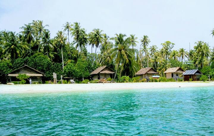 Pulau Palambakbesar Locações por temporada e acomodações - Baguk Island ...