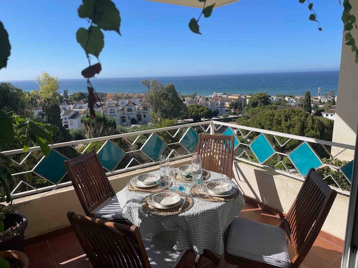 Penthouse In Fron Of The Beach, Pool Parking ,Wifi - Marbella