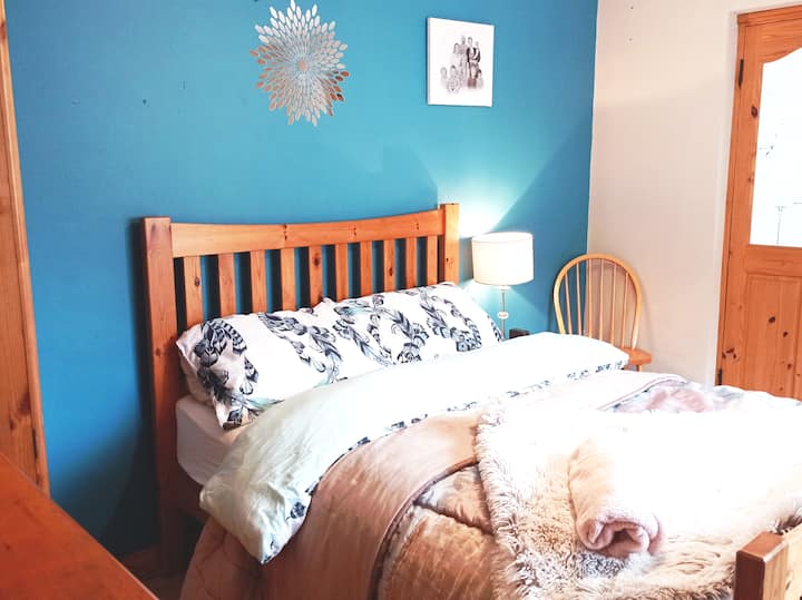 Warm And Cosy Space With Private Ensuite Bathroom - Galway