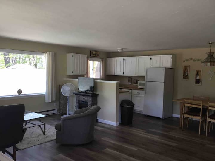 # 3 Charming 1 Bedroom Condominium - Conway, NH