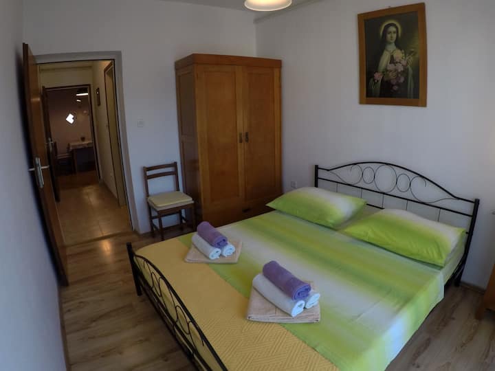 Antique Apartment In Stari Grad - Stari Grad
