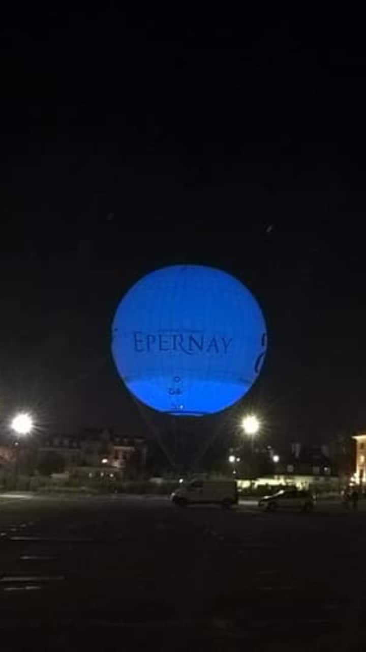 Les Galipes En Champagne - Ay