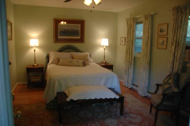 The Guest Suite At English Cottage. - Middleburg, VA