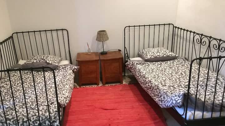 Thym Chambre Auberge De La Croix Du Pape Eze - Cap-d'Ail