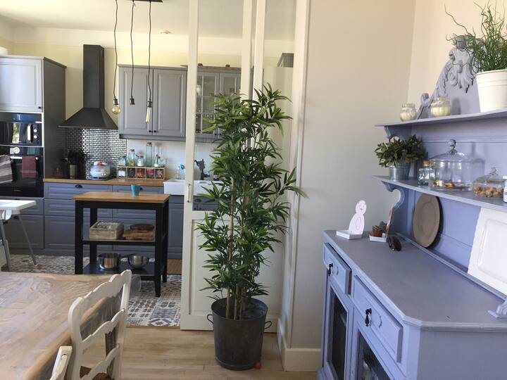 Chambre Dans  Maison, 5 Min Du Centre De Moulins - Moulins