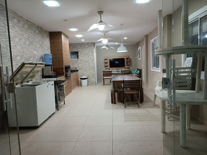 Casa Agradável Com Piscina E Churrasqueira - Arraial do Cabo