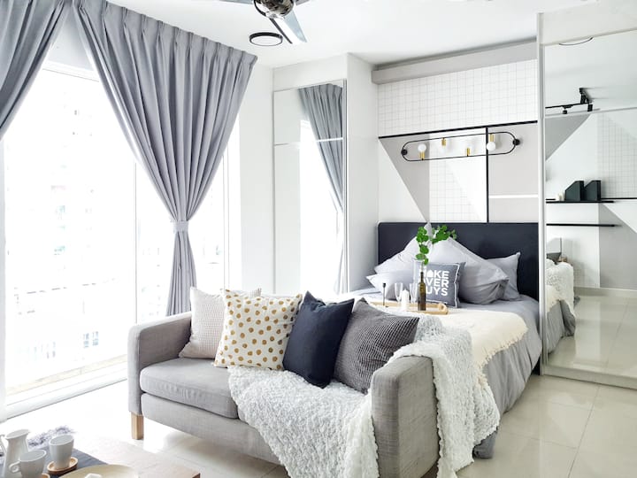 Cozy Professional Renovated Private Studio - Petaling Jaya