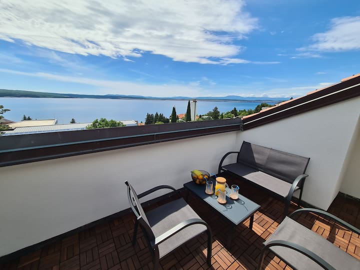 Penthouse Apartment Close To Sandy Beach 4 Stars - Jadranovo
