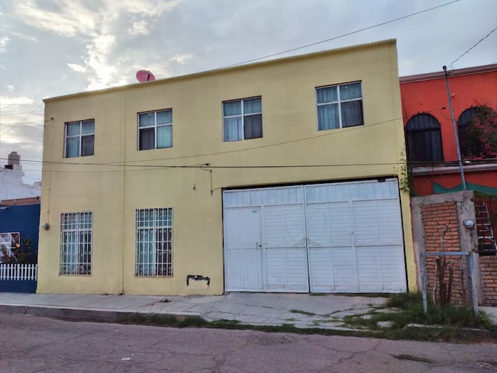 La Casa Céntrica Amarilla - Durango