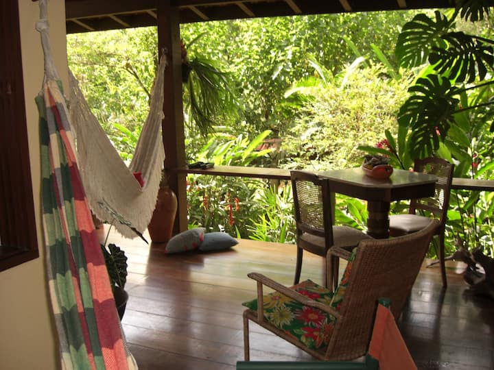 Charming Home In The Forest With Private River - Trindade