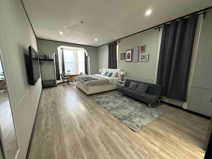 Modern Studio In The Heart Of City W/ King Bed - Philadelphia