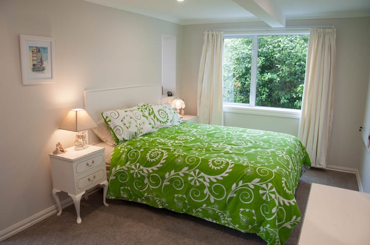 Amazing Sea View In New Self Contained Apartment - Lyttelton