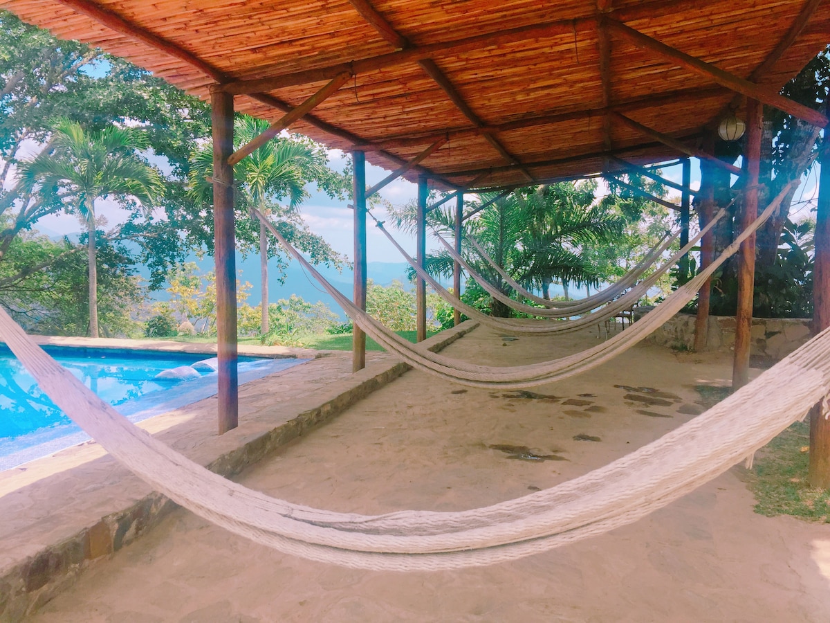 PROPRIÉTÉ DON GABRIEL/COVACHA - Écogîtes à louer à Pluma Hidalgo ...