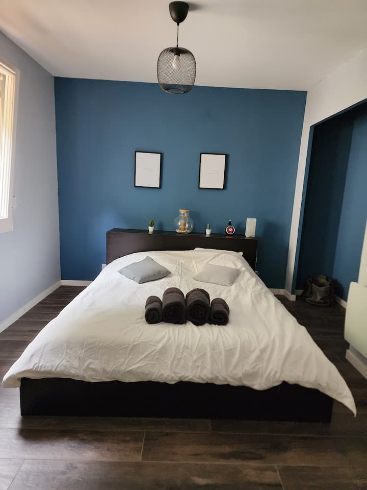 Chambre Avec Piscine Et Jardin - Salon-de-Provence