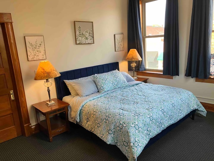 Loveland's Downtown Studio - Loveland, CO