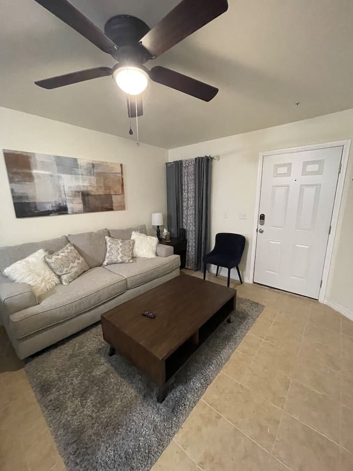 Cozy 2bed/2bath Condo Short Walk To The Casino! - El Indio