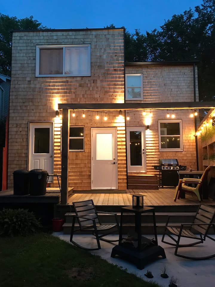 Bright West End Basement Suite - Halifax, NS, Canada
