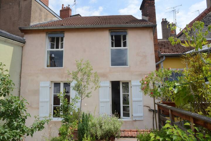 Duplex Lumineux En Centre-ville De Chalon 2/3p. - Chalon-sur-Saône