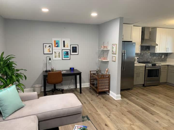 3/2 Remodeled, Amenities, Clean, Safe, Convenient - Sunrise, FL