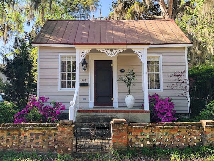 Lovingly Restored 1890 Historic Cottage - Beaufort, SC