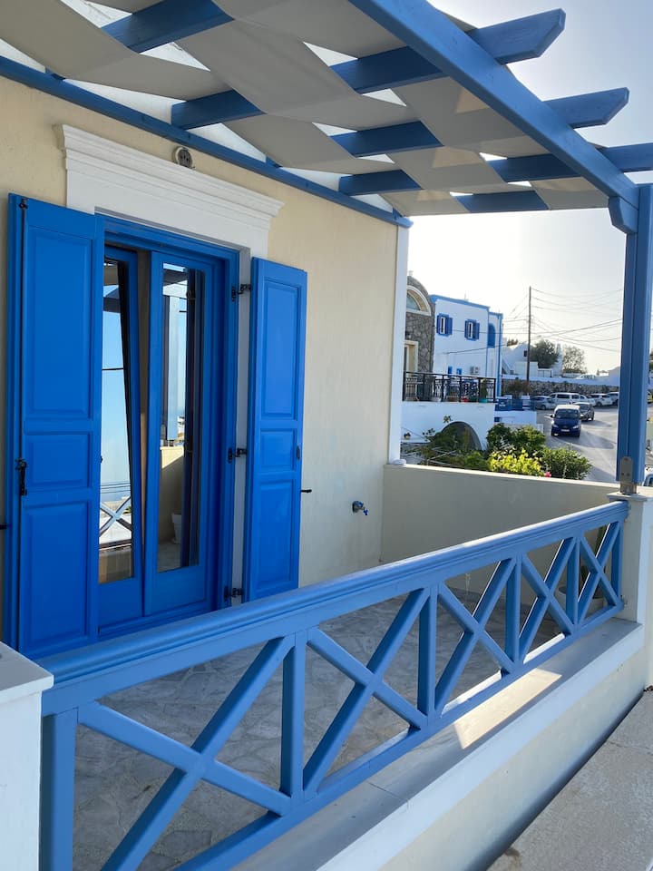 Liberty Condo Near The Center! - Santorini