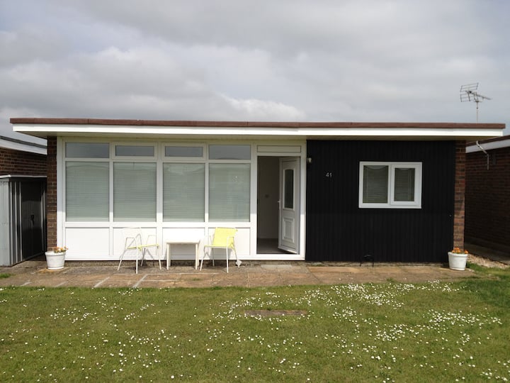 Seaside Chalet, Greatstone, Kent - St Mary's Bay