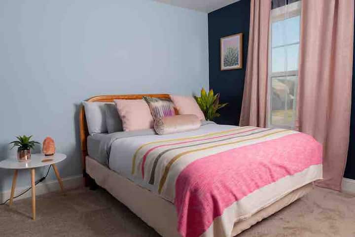 Luxury Room Near Naval Base, Odu, And Hospitals - Portsmouth, VA