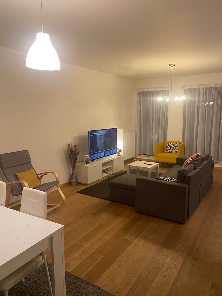 Cosy Private Room With A Balcony At North Station - Bruselas, Bélgica