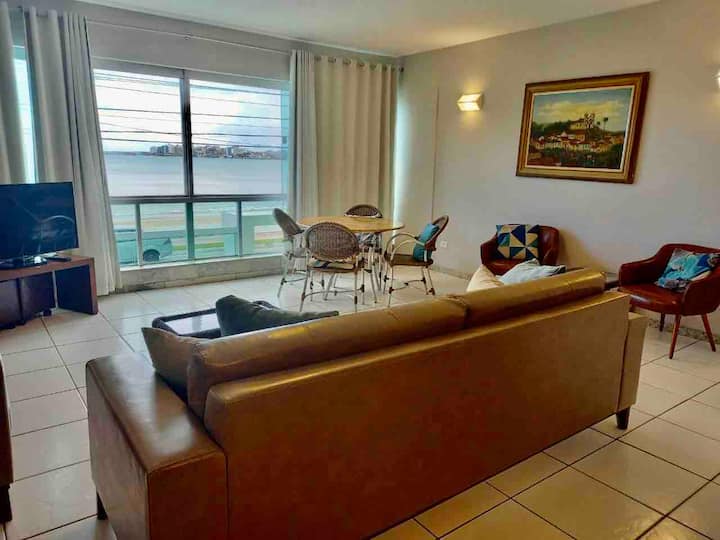 Apartamento De Frente Para A Praia Do Morro! - Guarapari