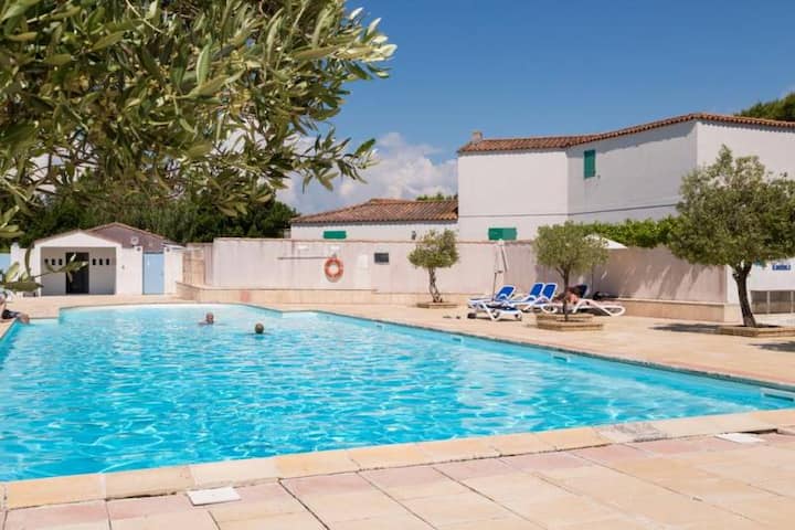 Maison 2* Dans Résidence Avec Piscine Chauffée - La Flotte