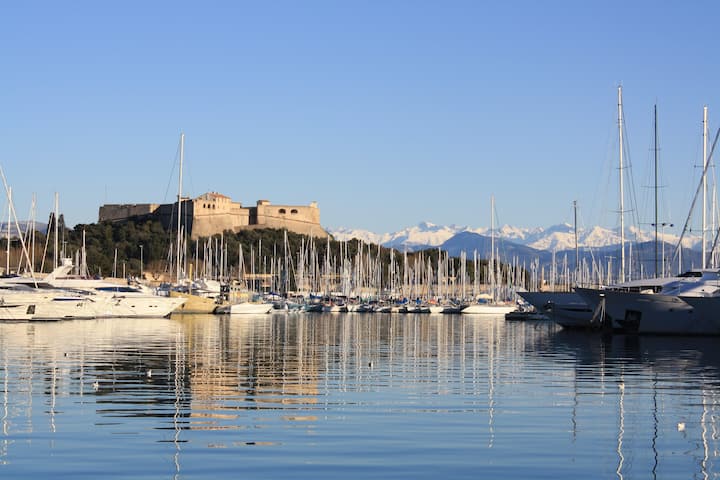 Chambre Confortable Dans Belle Résidence à Antibes - Antibes