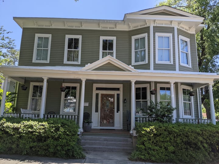 Quick Walk To Downtown And 15 Min Drive To Beach. - Wilmington, NC