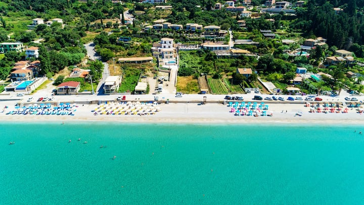 Lourdata : locations de vacances et logements - Grèce | Airbnb