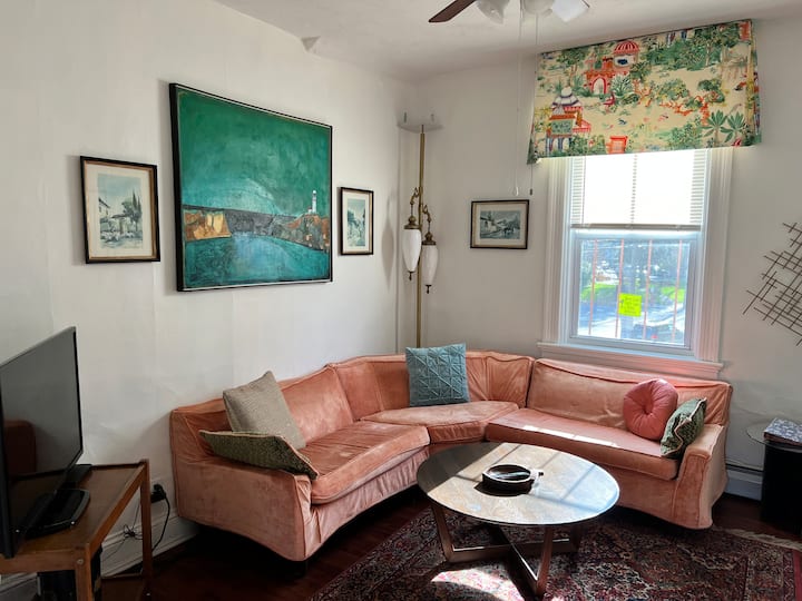 Mid-century Modern East Side - Walkable + Parking - Providence, RI