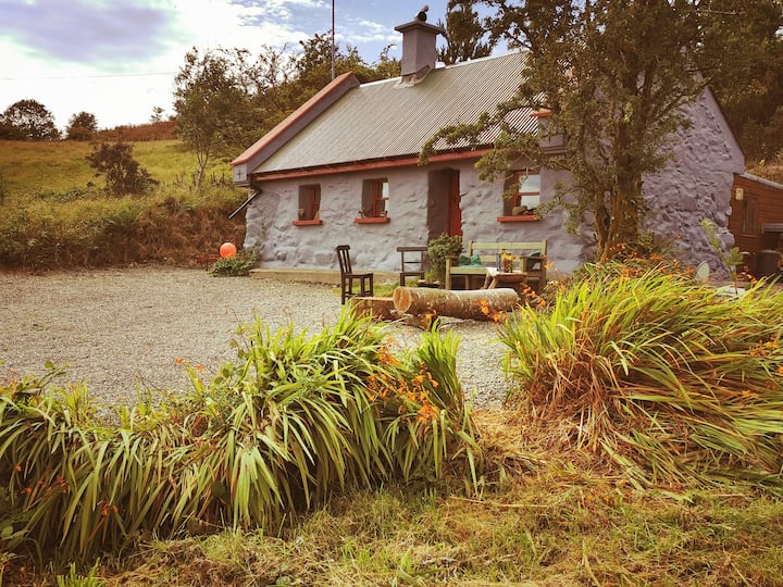 Mountain Cottage With Barn Sauna, Clonbur, Galway - Mayo