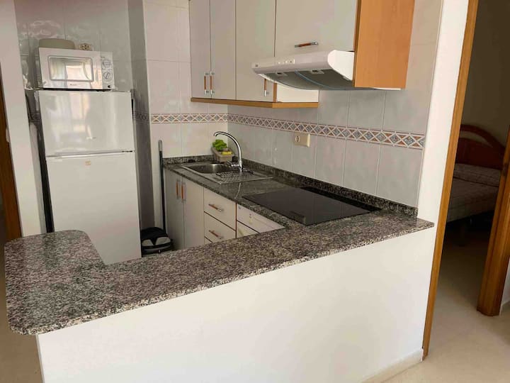 Cómodo Apartamento En Primera Línea De Playa - Guardamar del Segura
